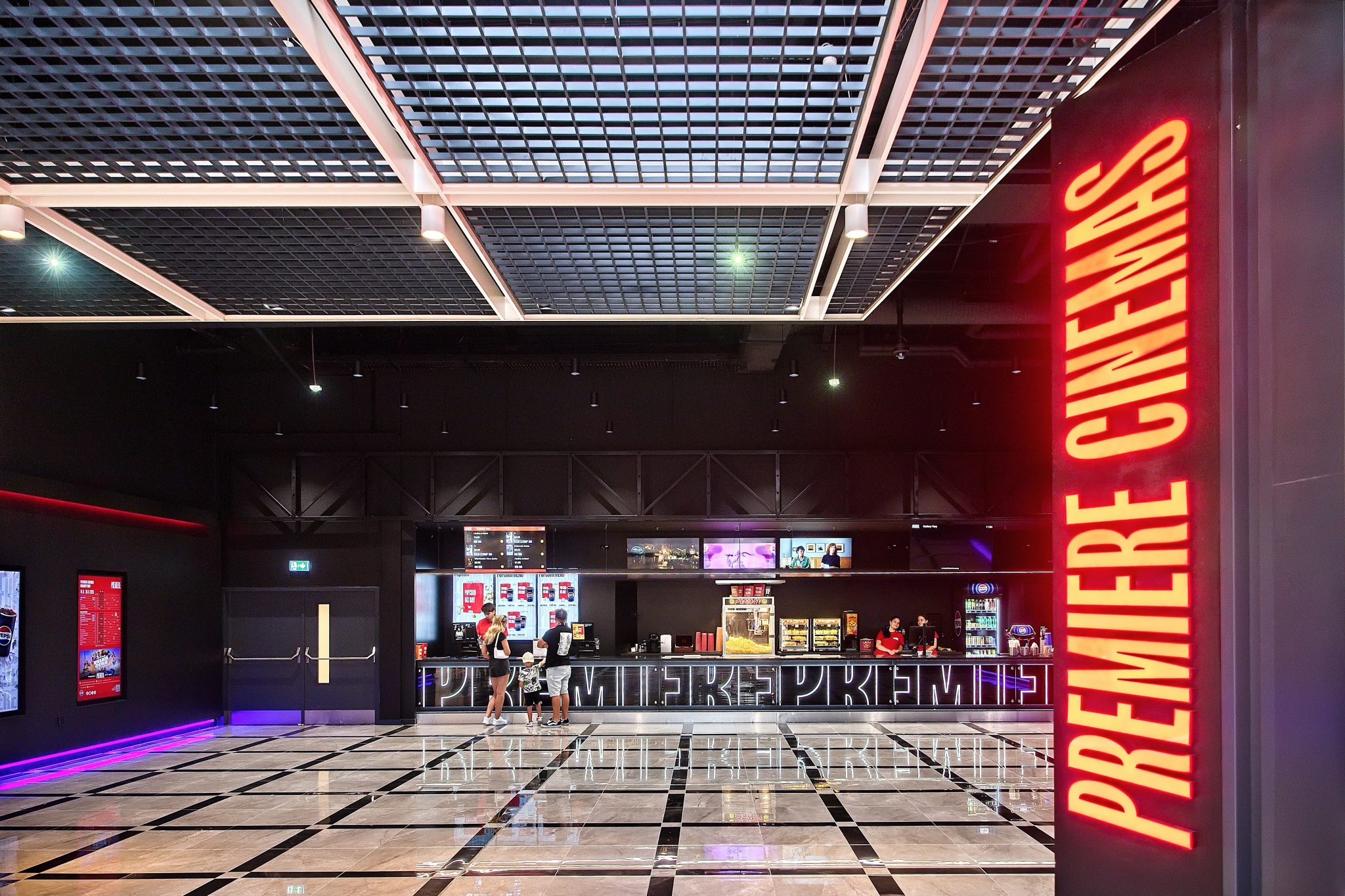 Premiere Cinemas - varyada.cz